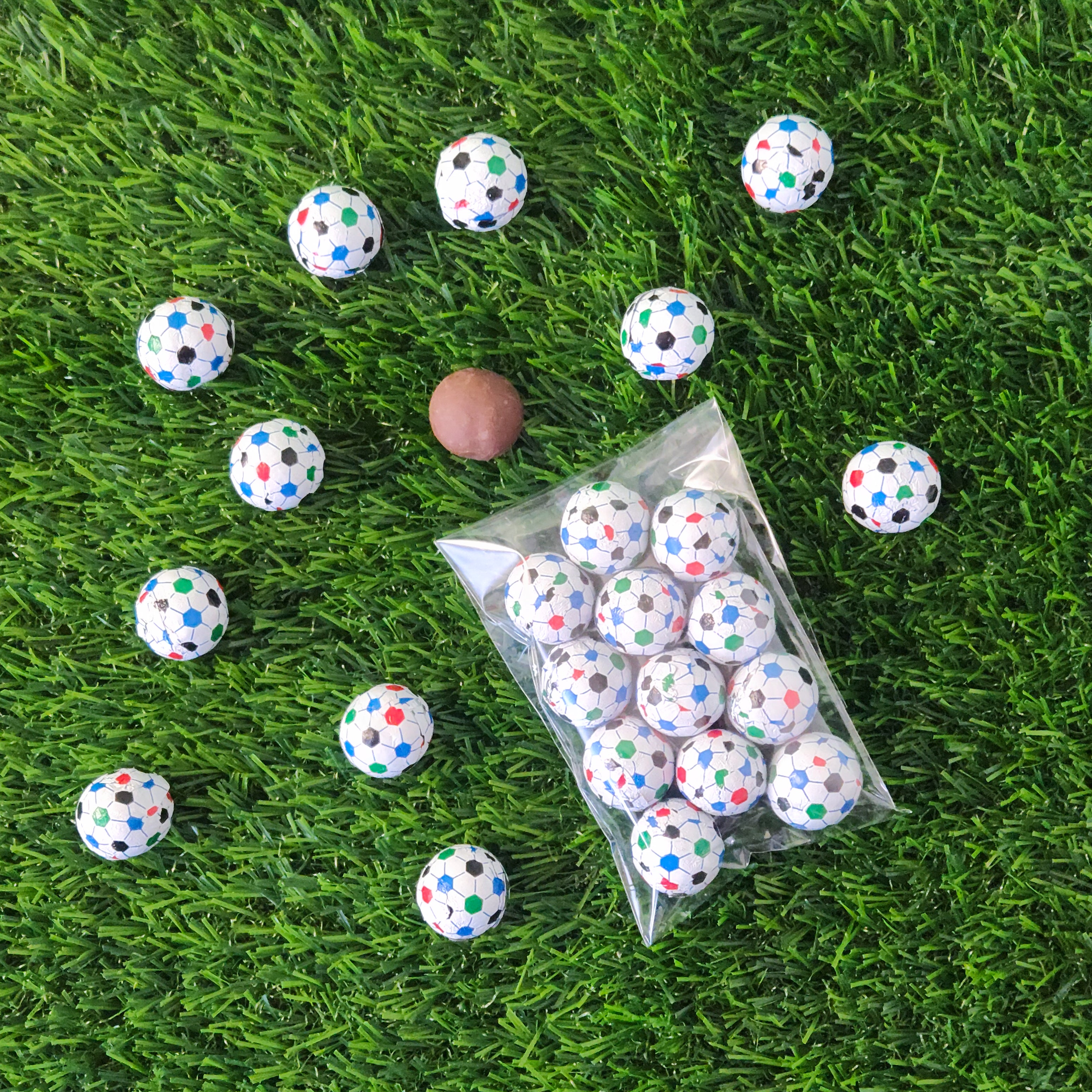 Foiled Milk Chocolate Soccer Balls – Stage Stop Candy