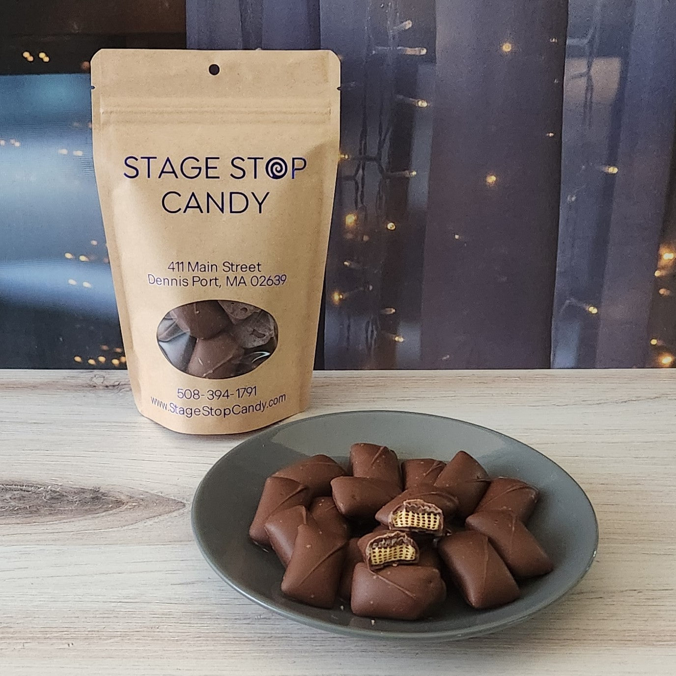 Molasses Chips - Classic Crunchy Candy – Stage Stop Candy