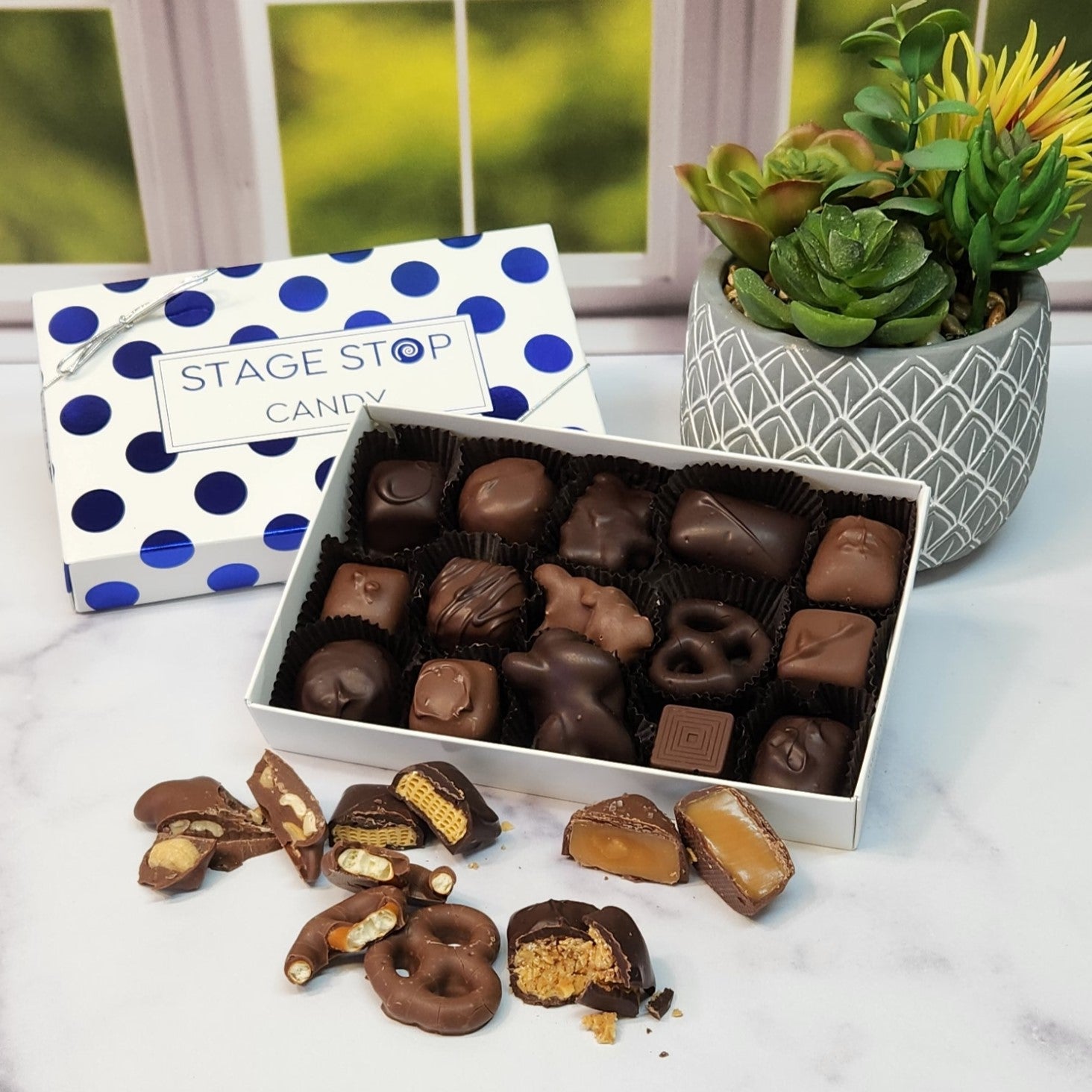 Nut Crisp And Chew Assortment – Stage Stop Candy